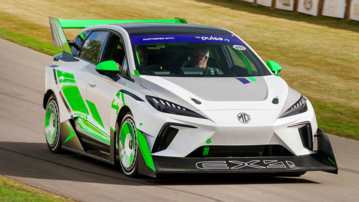 MG EX4 concept car gets a BTCC examination | Auto Express